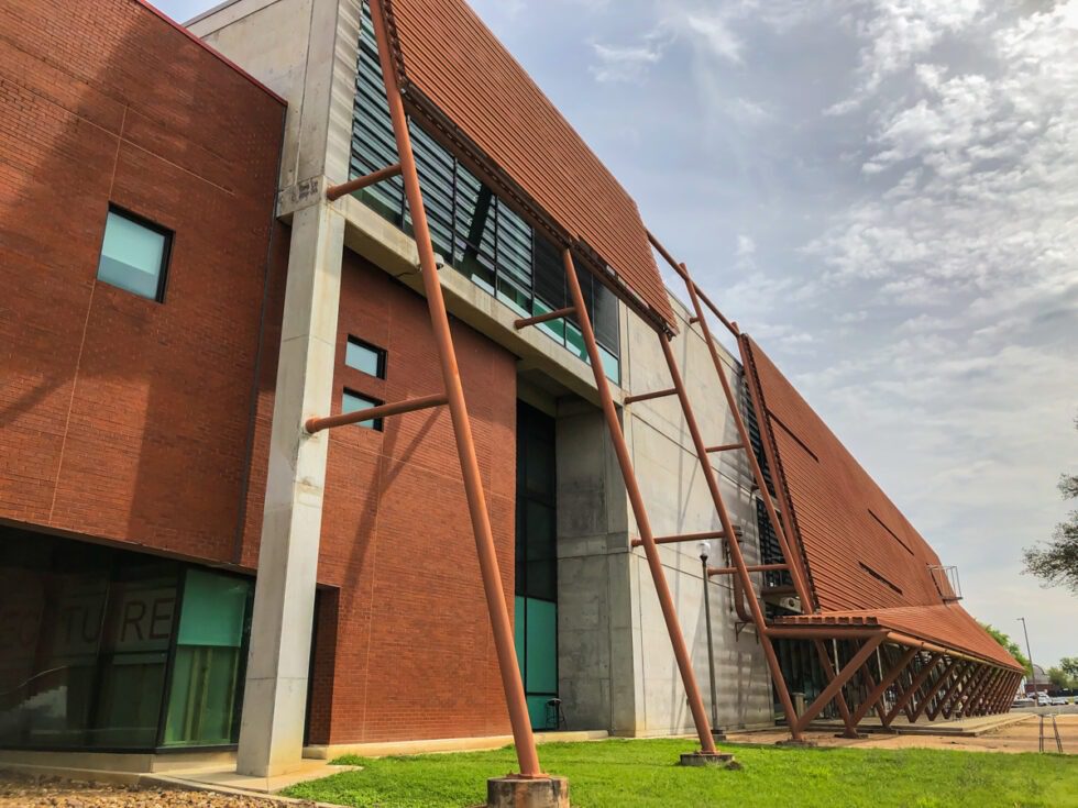 A&M University Architecture Building - TrueNorth Steel